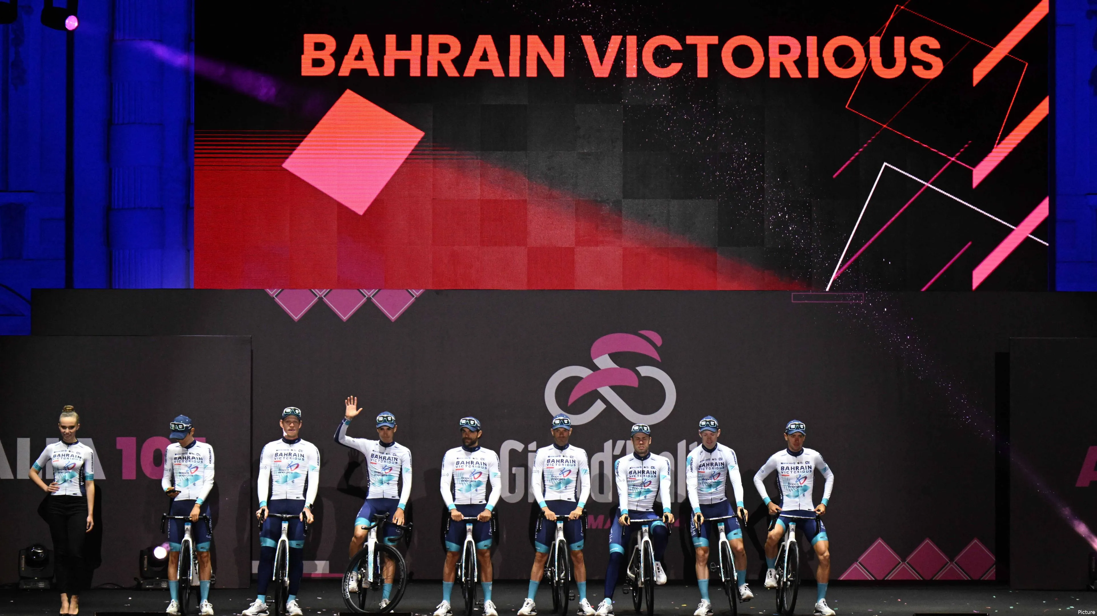 Bahrain - Victorious sign back Rod Ellingworth - "He will be a key part in guiding our young GC ...